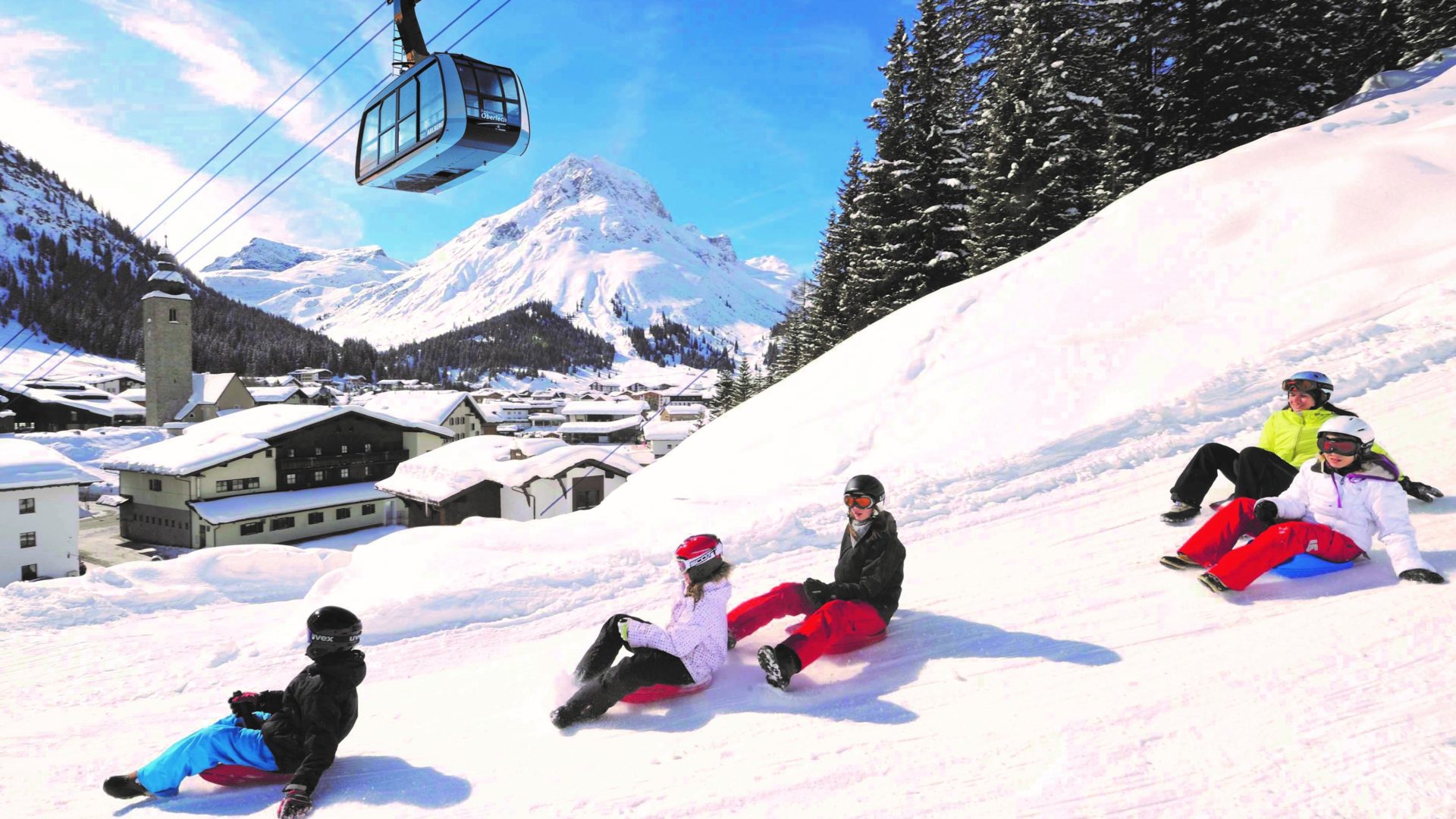 Rodeln in Vorarlberg - Rodelbahnen - Nachtrodeln bei Flutlicht ...